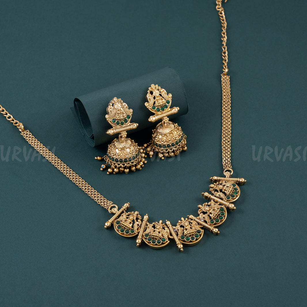 Fashion Jewellery Online | Fasion Accessories Online | Urvasi Online ...