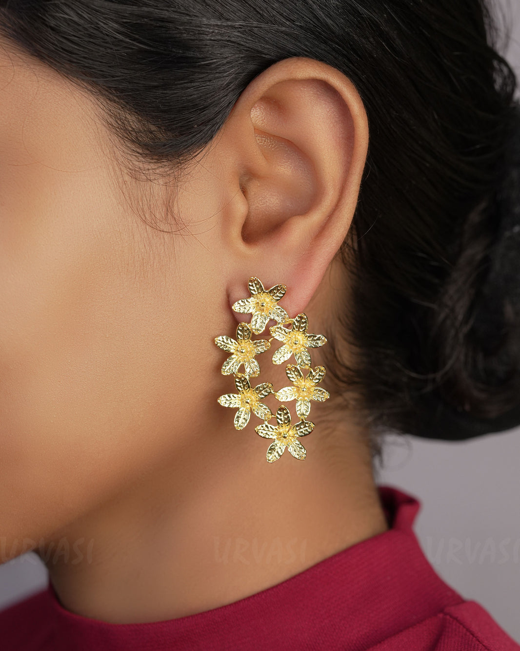 STATEMENT EARRINGS – URVASI LADIES NOVELTIES