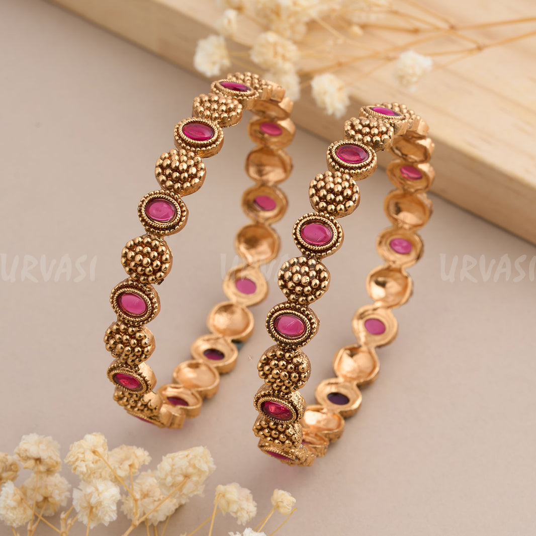 BANGLES – URVASI LADIES NOVELTIES